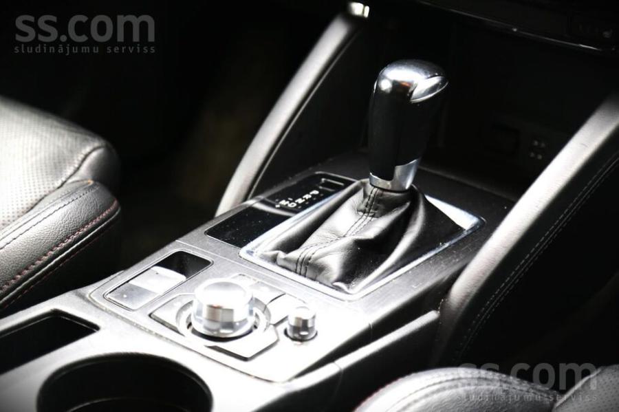 Black Mazda CX-5 2015 in Riga, with an engine capacity of 2.20 L and mileage of 230 thousand km for 7995 €, photo 14 on AUTOMOTO.COM.LV