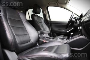 Black Mazda CX-5 2015 in Riga, with an engine capacity of 2.20 L and mileage of 230 thousand km for 7995 €, photo 15 on AUTOMOTO.COM.LV