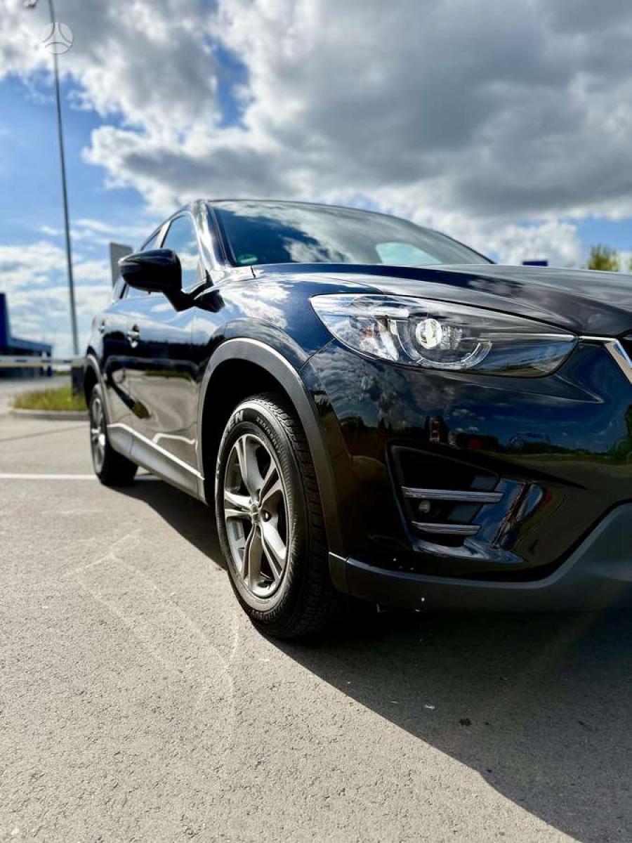 Black Mazda CX-5 2015 in Radviliskis, with an engine capacity of 2.20 L and mileage of 161 thousand km for 8000 €, photo 5 on AUTOMOTO.COM.LV