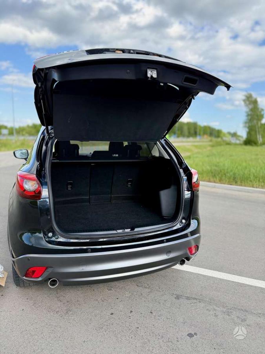 Black Mazda CX-5 2015 in Radviliskis, with an engine capacity of 2.20 L and mileage of 161 thousand km for 8000 €, photo 14 on AUTOMOTO.COM.LV