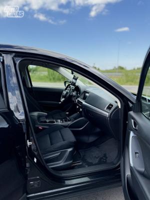 Melns Mazda CX-5 2015 Radviliškis, ar dzinēja tilpumu 2.20 L un nobraukumu 161 tūkst. km par 8000 €, foto 17 vietnē AUTOMOTO.COM.LV