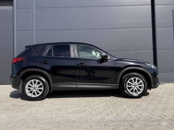 Melns Mazda CX-5 2015 Klaipėda, ar dzinēja tilpumu 2.19 L un nobraukumu 257 tūkst. km par 9200 €, foto 4 vietnē AUTOMOTO.COM.LV