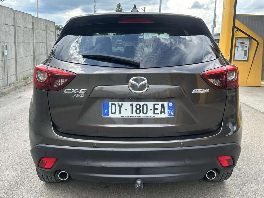 Melns Mazda CX-5 2015 Viļņa, ar dzinēja tilpumu 2.20 L un nobraukumu 185 tūkst. km par 9500 €, foto 7 vietnē AUTOMOTO.COM.LV