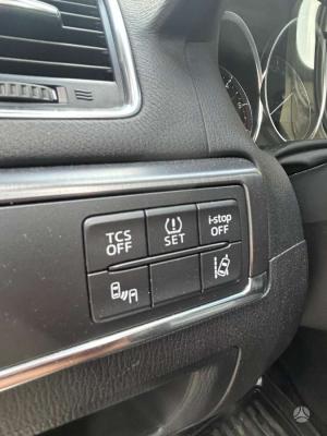 Melns Mazda CX-5 2015 Viļņa, ar dzinēja tilpumu 2.20 L un nobraukumu 185 tūkst. km par 9500 €, foto 16 vietnē AUTOMOTO.COM.LV