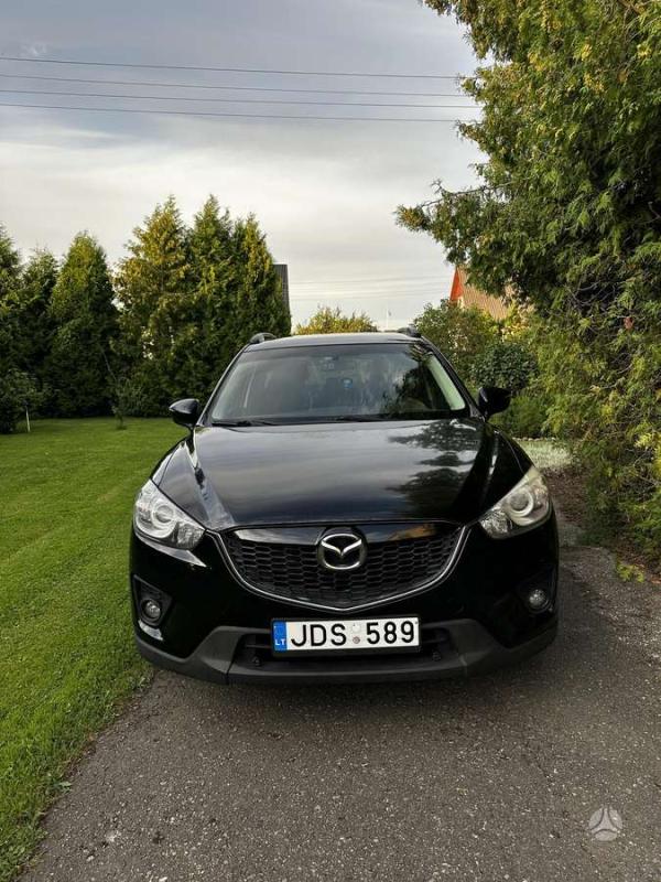 Melns Mazda CX-5 2015 Šauļi, ar dzinēja tilpumu 2.49 L un nobraukumu 130 tūkst. km par 7999 €, foto 2 vietnē AUTOMOTO.COM.LV