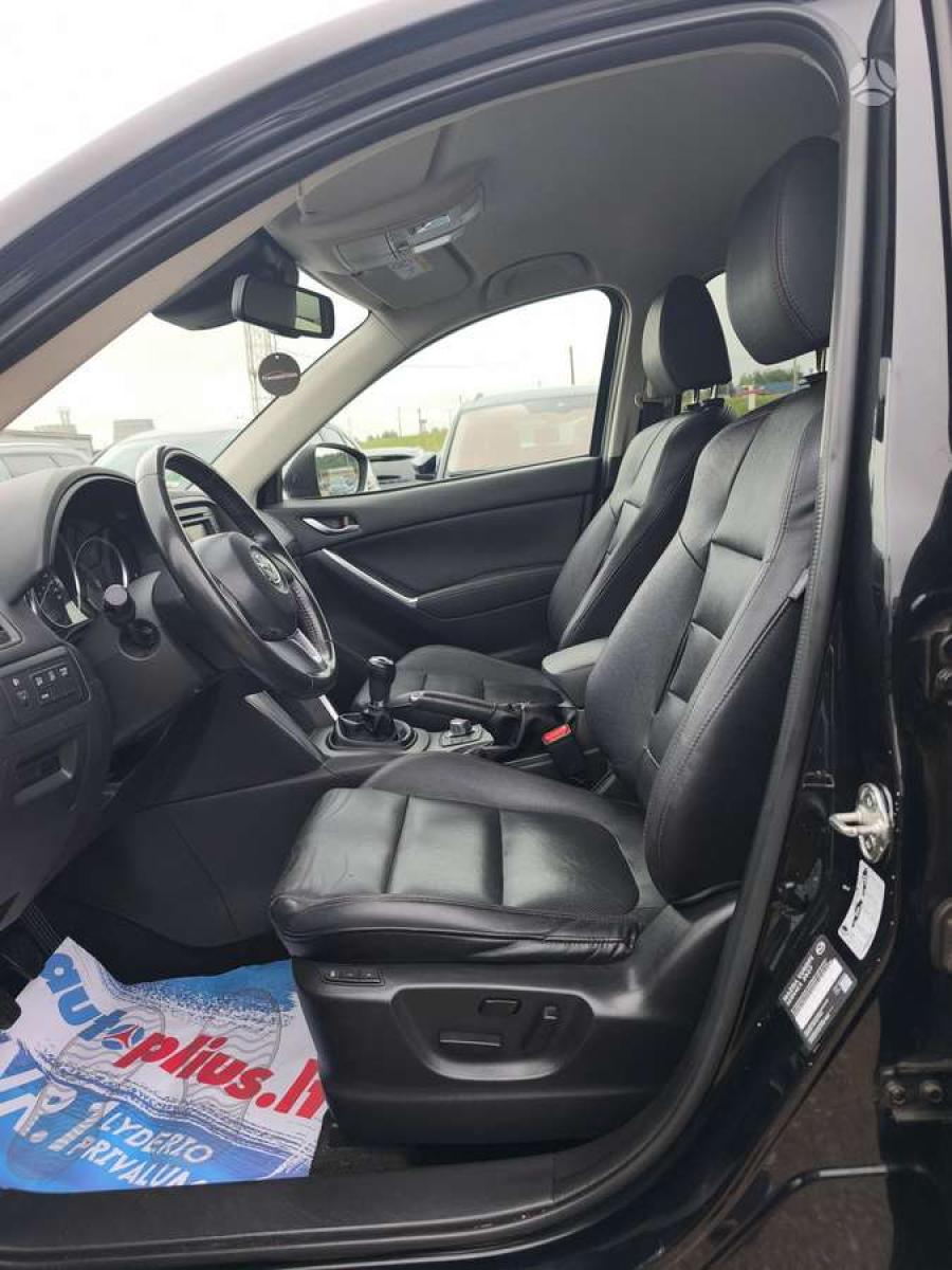 Black Mazda CX-5 2015 in Vilnius, with an engine capacity of 2.00 L and mileage of 120 thousand km for 13650 €, photo 19 on AUTOMOTO.COM.LV