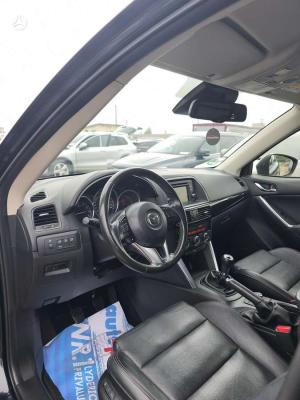 Black Mazda CX-5 2015 in Vilnius, with an engine capacity of 2.00 L and mileage of 120 thousand km for 13650 €, photo 20 on AUTOMOTO.COM.LV