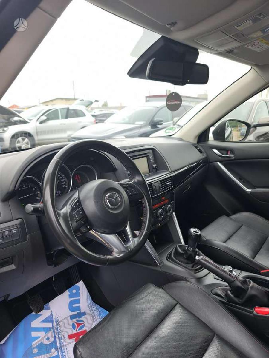 Black Mazda CX-5 2015 in Vilnius, with an engine capacity of 2.00 L and mileage of 120 thousand km for 13650 €, photo 21 on AUTOMOTO.COM.LV