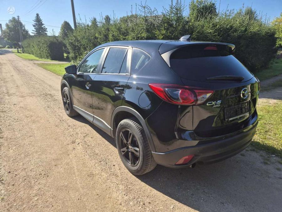 Melns Mazda CX-5 2015 Rokiškis, ar dzinēja tilpumu 2.19 L un nobraukumu 230 tūkst. km par 5950 €, foto 4 vietnē AUTOMOTO.COM.LV