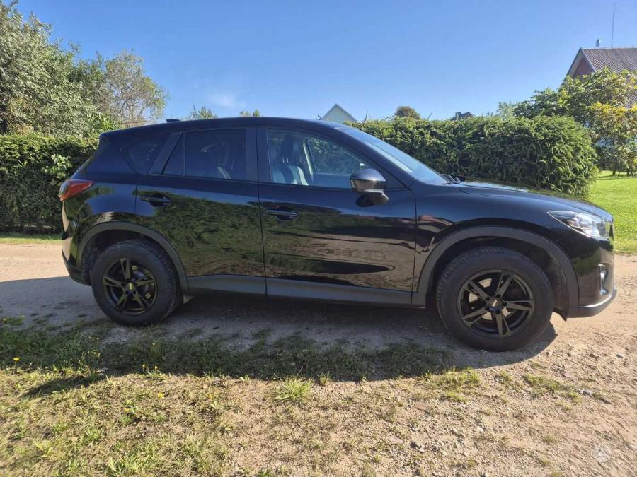 Melns Mazda CX-5 2015 Rokiškis, ar dzinēja tilpumu 2.19 L un nobraukumu 230 tūkst. km par 5950 €, foto 6 vietnē AUTOMOTO.COM.LV