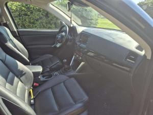 Melns Mazda CX-5 2015 Rokiškis, ar dzinēja tilpumu 2.19 L un nobraukumu 230 tūkst. km par 5950 €, foto 16 vietnē AUTOMOTO.COM.LV