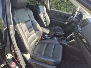 Melns Mazda CX-5 2015 Rokiškis, ar dzinēja tilpumu 2.19 L un nobraukumu 230 tūkst. km par 5950 €, foto 17 vietnē AUTOMOTO.COM.LV