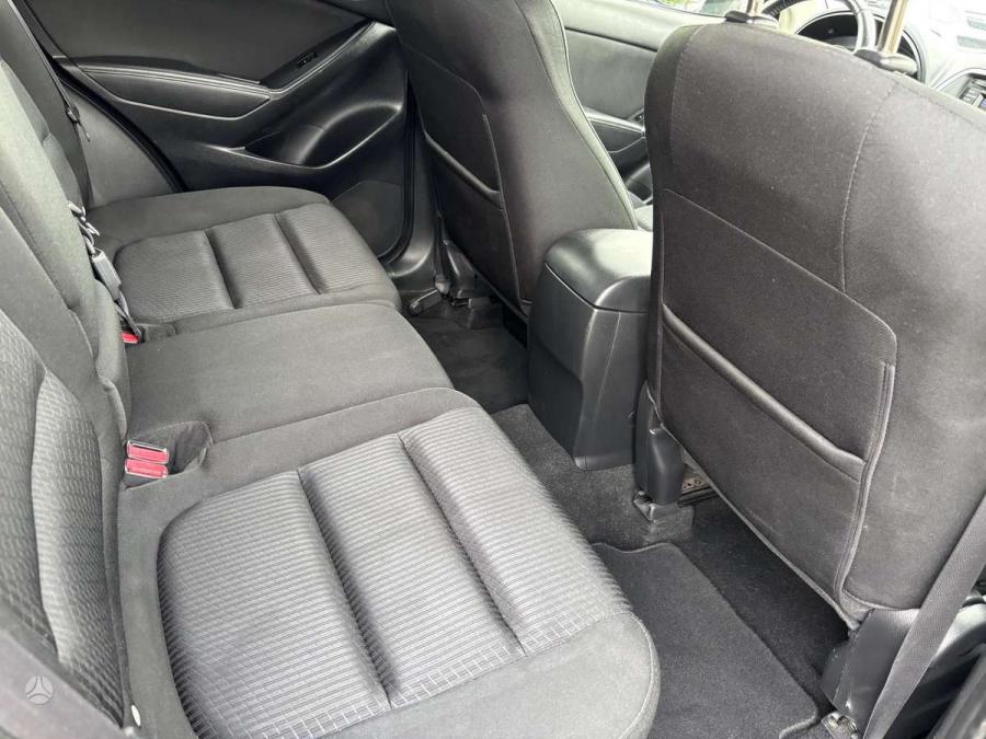 Melns Mazda CX-5 2015 Utena, ar dzinēja tilpumu 2.20 L un nobraukumu 211 tūkst. km par 6350 €, foto 20 vietnē AUTOMOTO.COM.LV