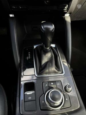 Black Mazda CX-5 2015 in Vilnius, with an engine capacity of 2.19 L and mileage of 219 thousand km for 10200 €, photo 14 on AUTOMOTO.COM.LV