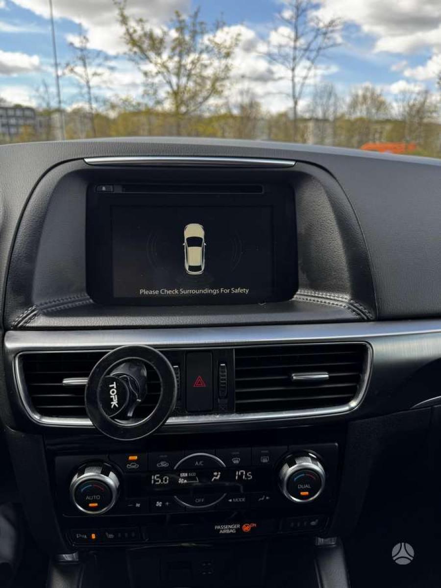 Black Mazda CX-5 2015 in Vilnius, with an engine capacity of 2.19 L and mileage of 219 thousand km for 10200 €, photo 17 on AUTOMOTO.COM.LV