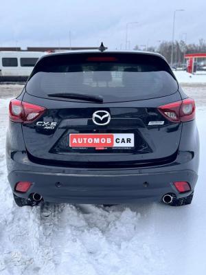Black Mazda CX-5 2016 in Vilnius, with an engine capacity of 2.19 L and mileage of 15 thousand km for 9550 €, photo 5 on AUTOMOTO.COM.LV