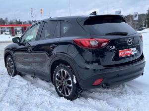 Black Mazda CX-5 2016 in Vilnius, with an engine capacity of 2.19 L and mileage of 15 thousand km for 9550 €, photo 6 on AUTOMOTO.COM.LV