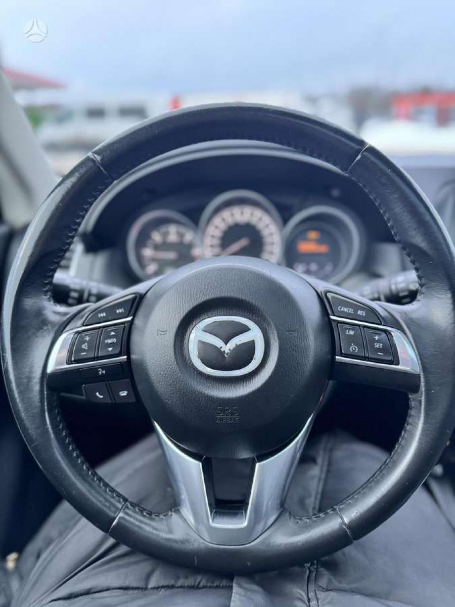 Black Mazda CX-5 2016 in Vilnius, with an engine capacity of 2.19 L and mileage of 15 thousand km for 9550 €, photo 11 on AUTOMOTO.COM.LV