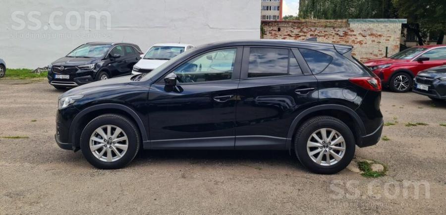 Black Mazda CX-5 2016 in Jelgava, with an engine capacity of 2.20 L and mileage of 0 thousand km for 8990 €, photo 7 on AUTOMOTO.COM.LV