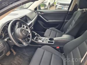 Black Mazda CX-5 2016 in Jelgava, with an engine capacity of 2.20 L and mileage of 0 thousand km for 8990 €, photo 12 on AUTOMOTO.COM.LV