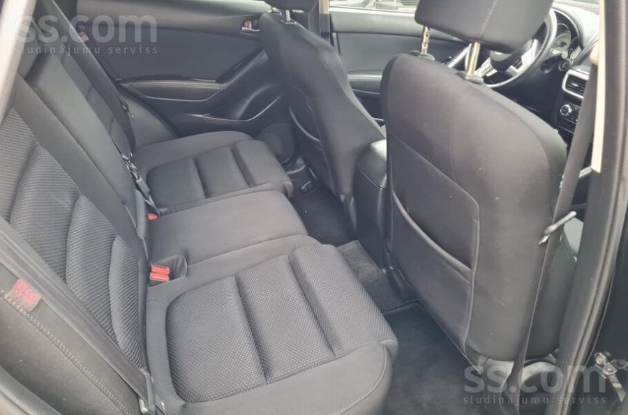Black Mazda CX-5 2016 in Jelgava, with an engine capacity of 2.20 L and mileage of 0 thousand km for 8990 €, photo 14 on AUTOMOTO.COM.LV