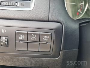 Black Mazda CX-5 2016 in Jelgava, with an engine capacity of 2.20 L and mileage of 0 thousand km for 8990 €, photo 16 on AUTOMOTO.COM.LV