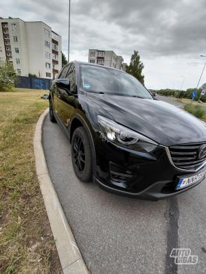 Melns Mazda CX-5 2016 Panevēža, ar dzinēja tilpumu 2.20 L un nobraukumu 252 tūkst. km par 10000 €, foto 5 vietnē AUTOMOTO.COM.LV
