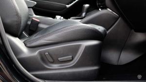 Black Mazda CX-5 2016 in Marijampole, with an engine capacity of 2.19 L and mileage of 202 thousand km for 10490 €, photo 17 on AUTOMOTO.COM.LV