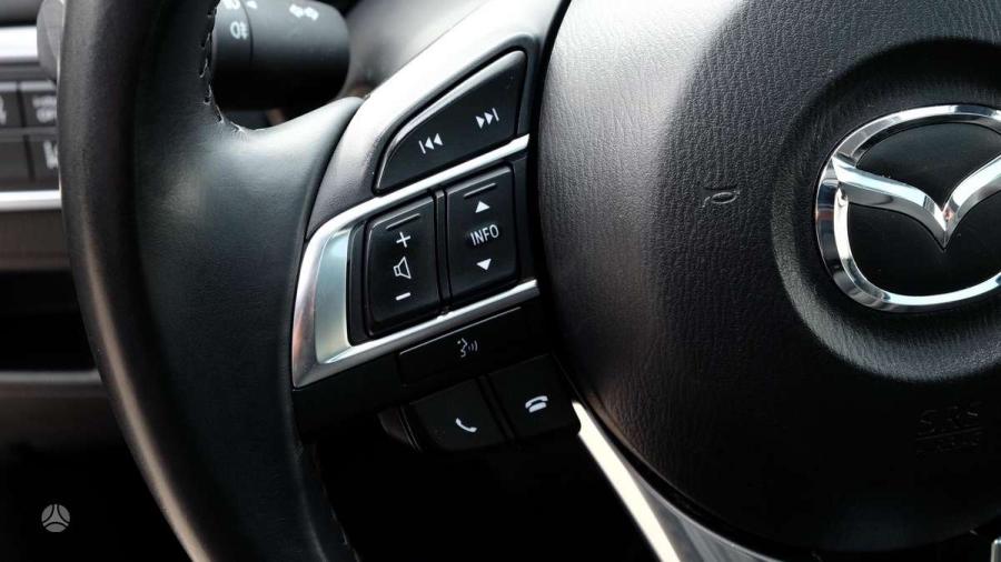Black Mazda CX-5 2016 in Marijampole, with an engine capacity of 2.19 L and mileage of 202 thousand km for 10490 €, photo 24 on AUTOMOTO.COM.LV