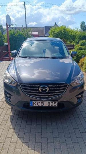 Black Mazda CX-5 2016 in Mazeikiai, with an engine capacity of 2.50 L and mileage of 182 thousand km for 9300 €, photo 5 on AUTOMOTO.COM.LV