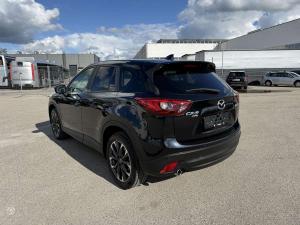 Black Mazda CX-5 2016 in Marijampole, with an engine capacity of 2.19 L and mileage of 170 thousand km for 8900 €, photo 4 on AUTOMOTO.COM.LV