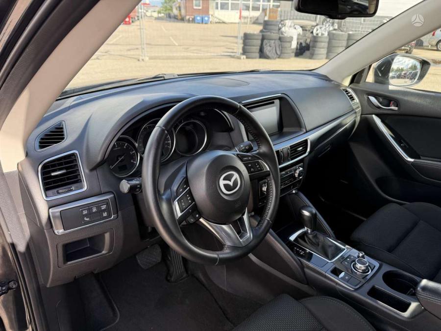 Black Mazda CX-5 2016 in Marijampole, with an engine capacity of 2.19 L and mileage of 170 thousand km for 8900 €, photo 11 on AUTOMOTO.COM.LV