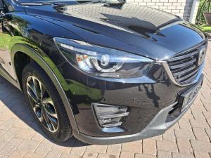 Melns Mazda CX-5 2016 Kauņa, ar dzinēja tilpumu 2.19 L un nobraukumu 252 tūkst. km par 8999 €, foto 16 vietnē AUTOMOTO.COM.LV
