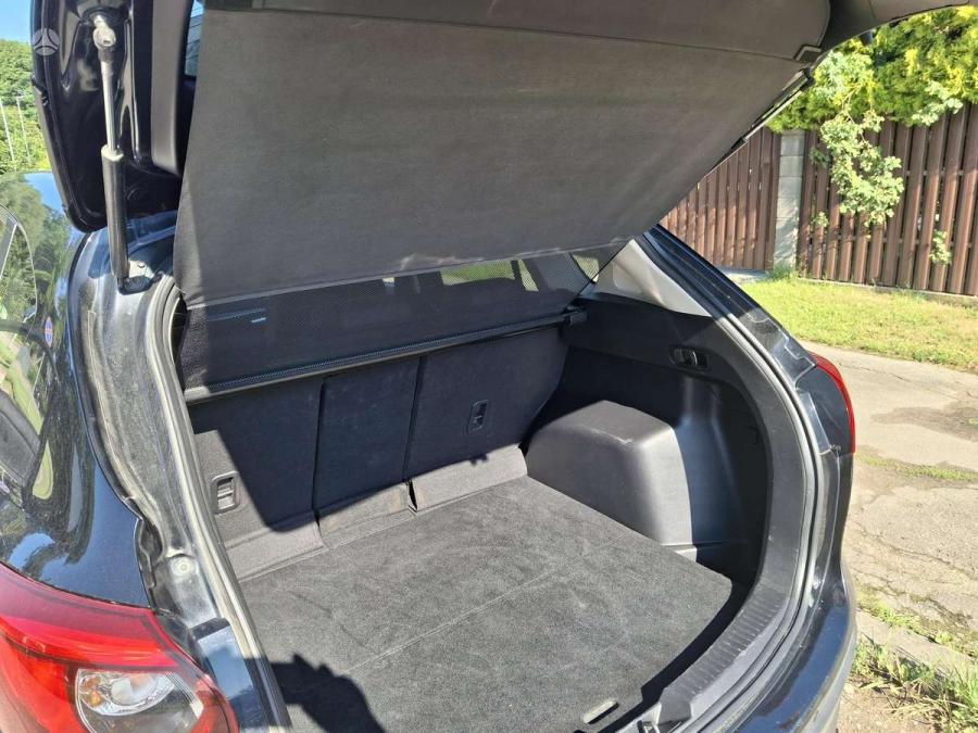 Melns Mazda CX-5 2016 Kauņa, ar dzinēja tilpumu 2.19 L un nobraukumu 252 tūkst. km par 8999 €, foto 23 vietnē AUTOMOTO.COM.LV