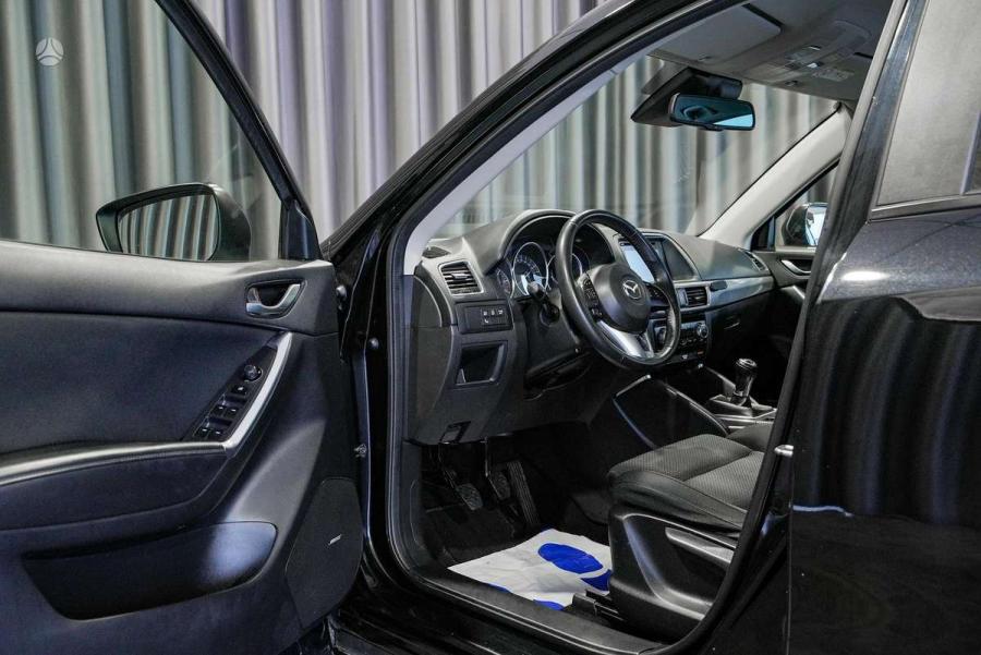 Melns Mazda CX-5 2016 Marijampole, ar dzinēja tilpumu 2.19 L un nobraukumu 241 tūkst. km par 8250 €, foto 22 vietnē AUTOMOTO.COM.LV