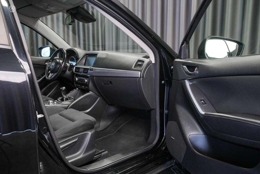 Melns Mazda CX-5 2016 Marijampole, ar dzinēja tilpumu 2.19 L un nobraukumu 241 tūkst. km par 8250 €, foto 35 vietnē AUTOMOTO.COM.LV