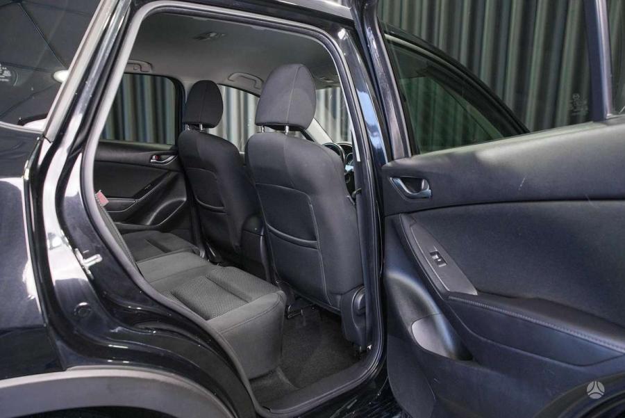 Black Mazda CX-5 2016 in Marijampole, with an engine capacity of 2.19 L and mileage of 241 thousand km for 8250 €, photo 33 on AUTOMOTO.COM.LV
