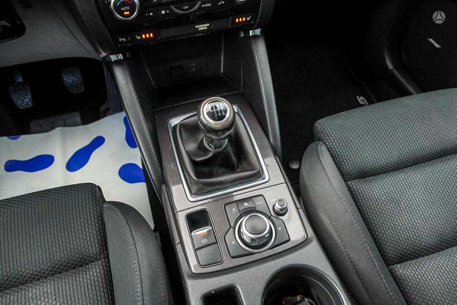 Melns Mazda CX-5 2016 Marijampole, ar dzinēja tilpumu 2.19 L un nobraukumu 241 tūkst. km par 8250 €, foto 19 vietnē AUTOMOTO.COM.LV