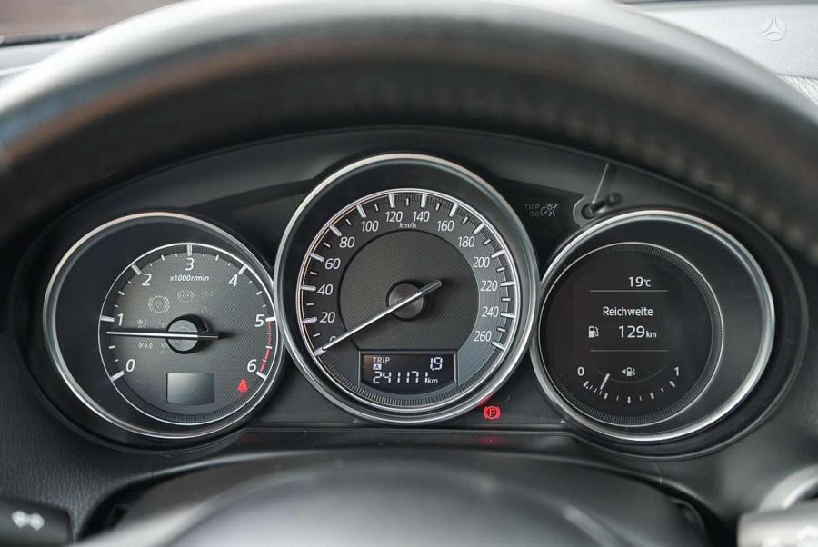 Melns Mazda CX-5 2016 Marijampole, ar dzinēja tilpumu 2.19 L un nobraukumu 241 tūkst. km par 8250 €, foto 22 vietnē AUTOMOTO.COM.LV