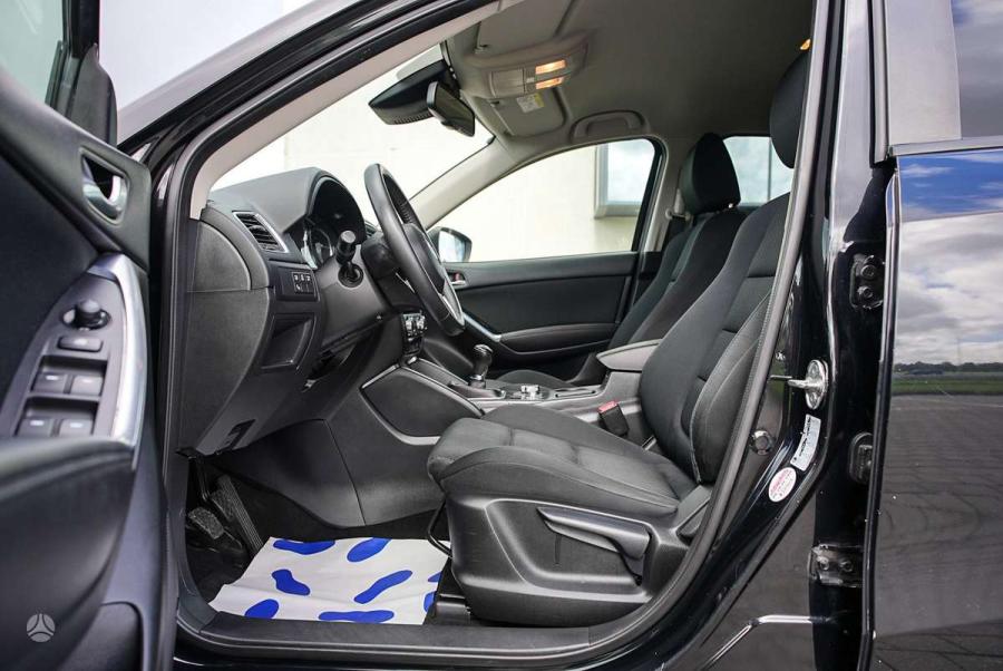 Melns Mazda CX-5 2016 Marijampole, ar dzinēja tilpumu 2.19 L un nobraukumu 241 tūkst. km par 8250 €, foto 25 vietnē AUTOMOTO.COM.LV