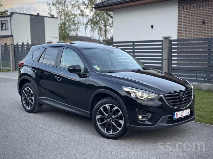 Black Mazda CX-5 2016 in Jelgava, with an engine capacity of 2.20 L and mileage of 237 thousand km for 9500 €, photo 6 on AUTOMOTO.COM.LV