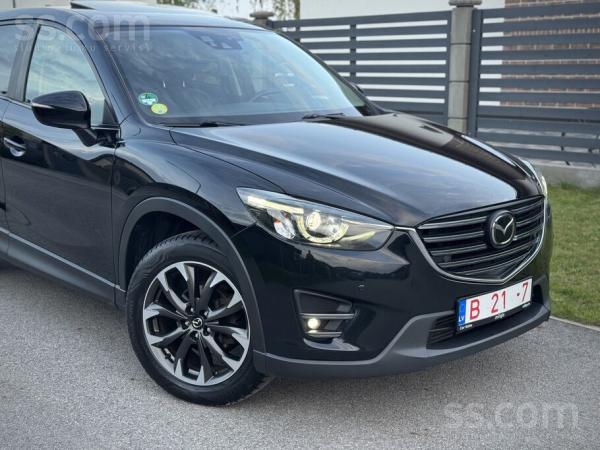 Mazda CX-5 2016 in Jelgava on AUTOMOTO.COM.LV Black Mazda CX-5 2016 in Jelgava, with an engine capacity of 2.20 L and mileage of 237 thousand km for 9500 €, photo 7 on AUTOMOTO.COM.LV