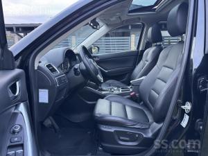Black Mazda CX-5 2016 in Jelgava, with an engine capacity of 2.20 L and mileage of 237 thousand km for 9500 €, photo 10 on AUTOMOTO.COM.LV