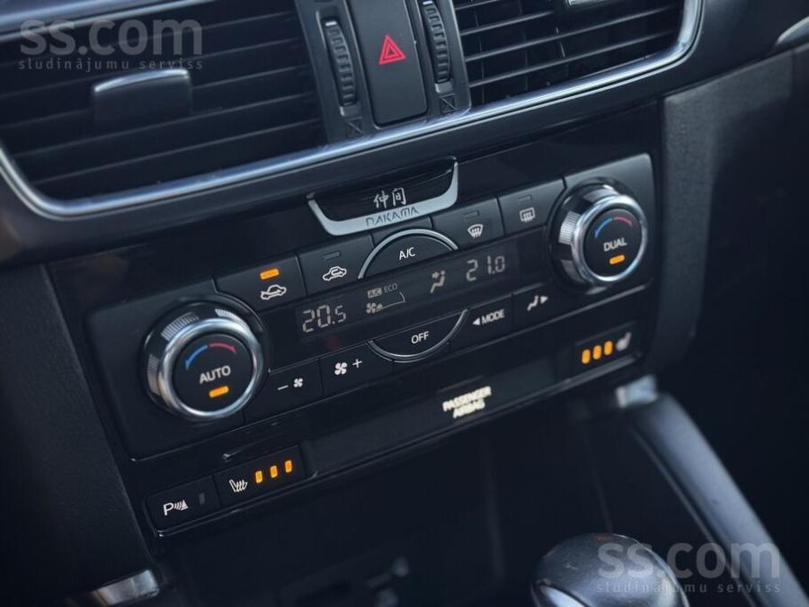 Black Mazda CX-5 2016 in Jelgava, with an engine capacity of 2.20 L and mileage of 237 thousand km for 9500 €, photo 24 on AUTOMOTO.COM.LV
