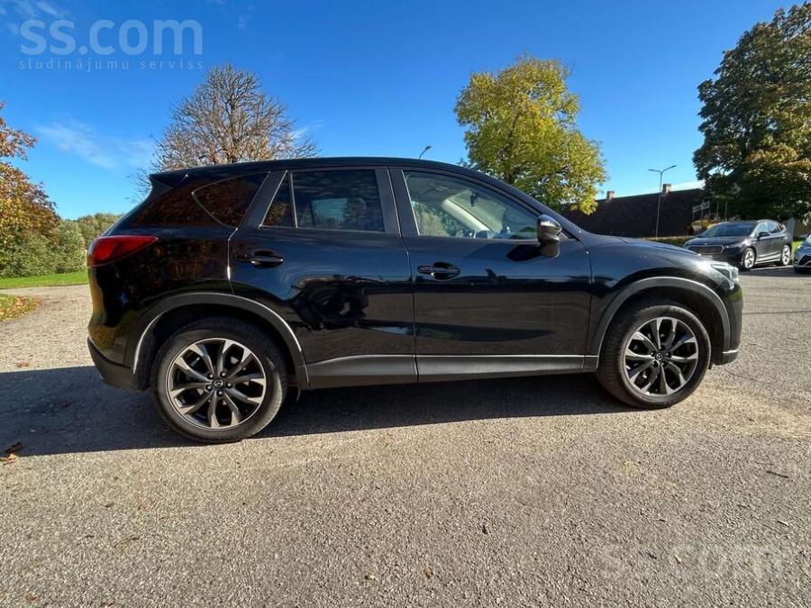 Melns Mazda CX-5 2016 Tukums, ar dzinēja tilpumu 2.20 L un nobraukumu 250 tūkst. km par 10000 €, foto 5 vietnē AUTOMOTO.COM.LV