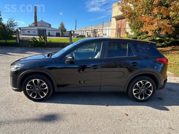 Black Mazda CX-5 2016 in Tukums, with an engine capacity of 2.20 L and mileage of 250 thousand km for 10000 €, photo 8 on AUTOMOTO.COM.LV