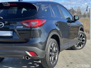 Black Mazda CX-5 2017 in Taurage, with an engine capacity of 2.20 L and mileage of 212 thousand km for 7900 €, photo 10 on AUTOMOTO.COM.LV