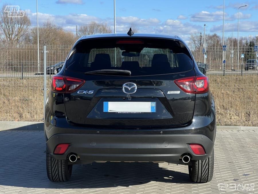 Black Mazda CX-5 2017 in Taurage, with an engine capacity of 2.20 L and mileage of 212 thousand km for 7900 €, photo 11 on AUTOMOTO.COM.LV