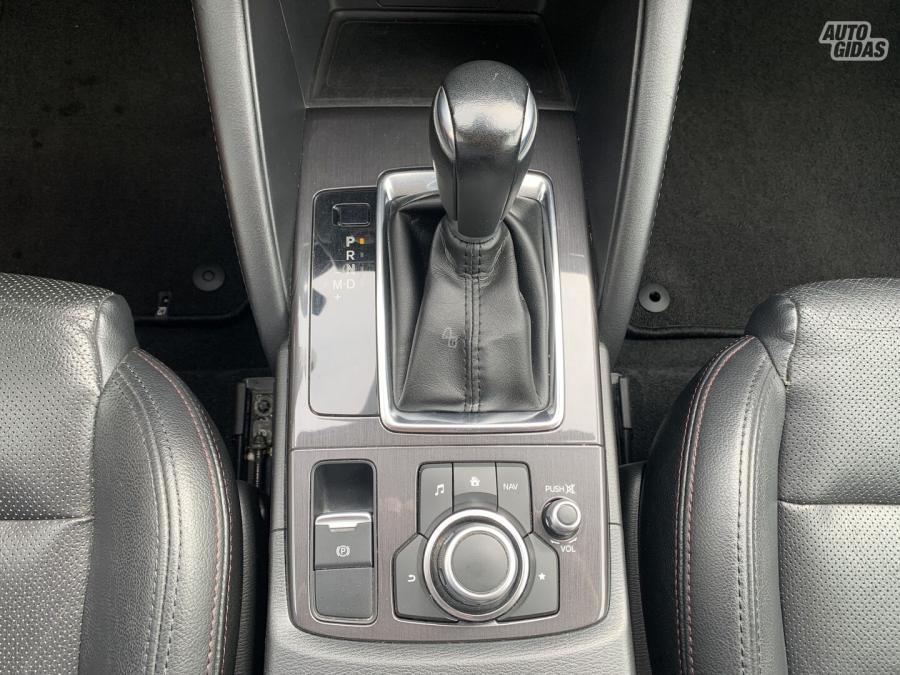 Black Mazda CX-5 2017 in Kaunas, with an engine capacity of 2.20 L and mileage of 143 thousand km for 11599 €, photo 28 on AUTOMOTO.COM.LV