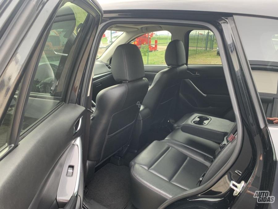 Black Mazda CX-5 2017 in Kaunas, with an engine capacity of 2.20 L and mileage of 143 thousand km for 11599 €, photo 30 on AUTOMOTO.COM.LV